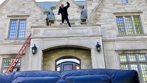 30 FOOT FREE FALL | StuntList